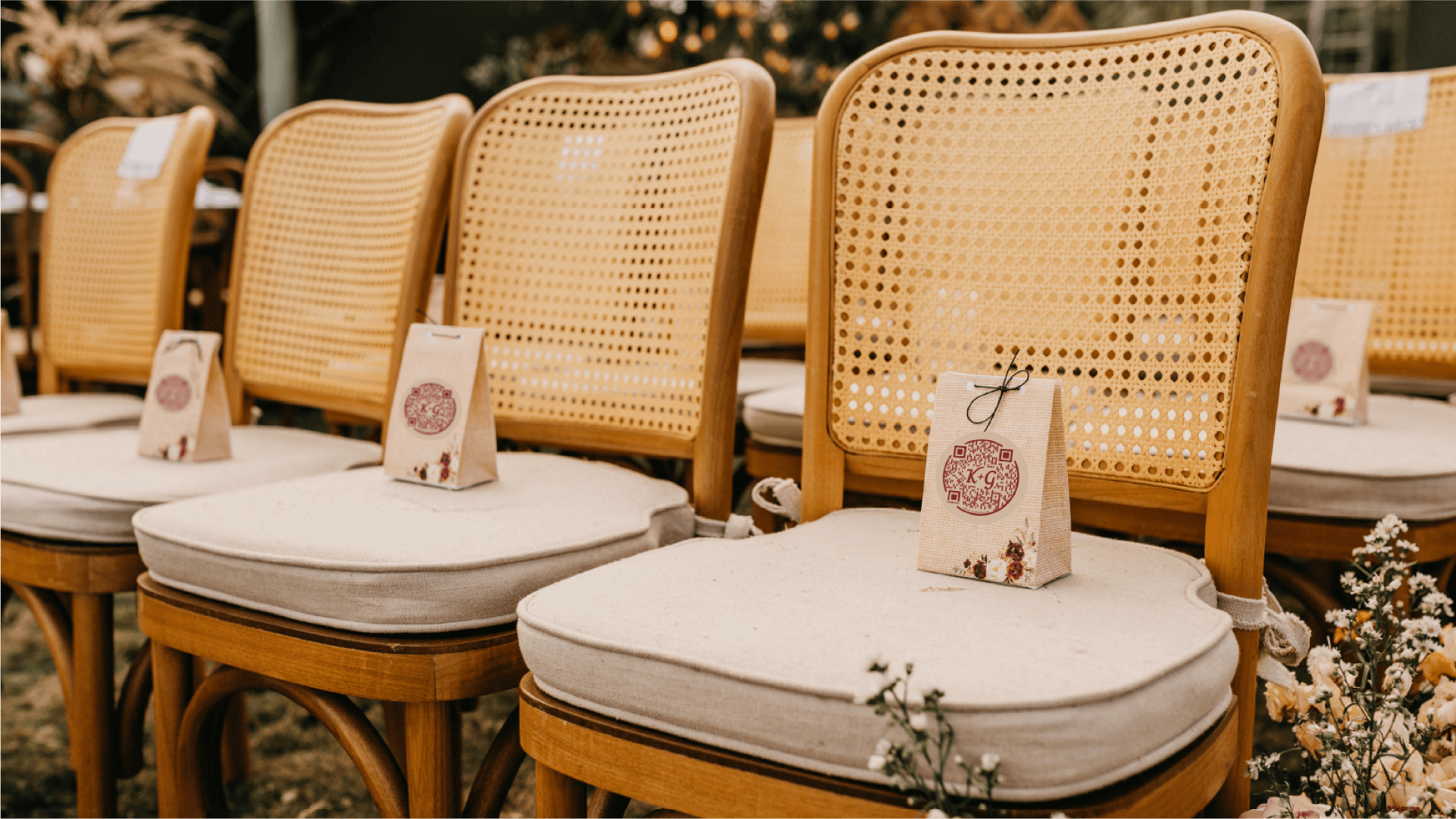 How to Simplify Your Guest List with a QR Code Seating Chart